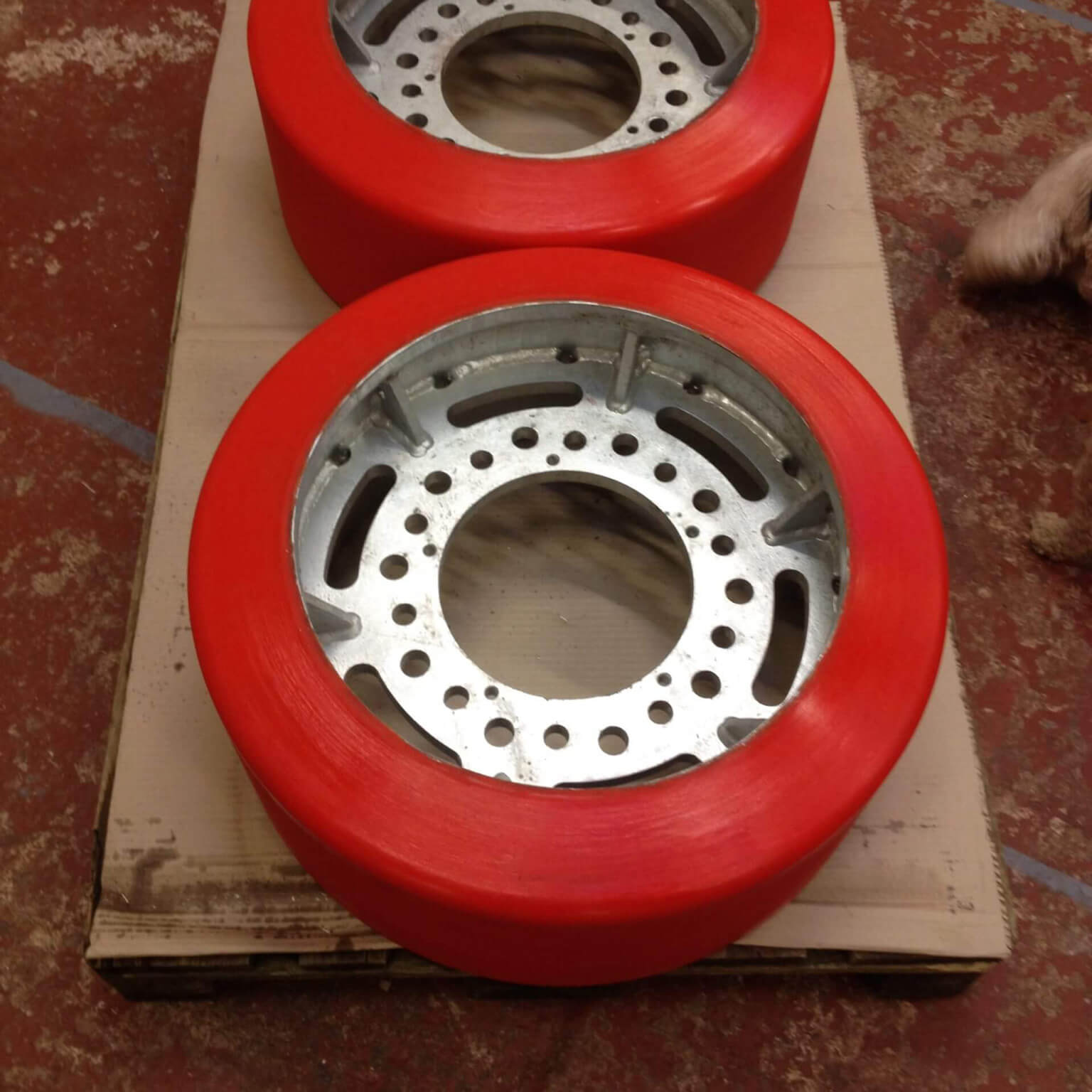 Polyurethane versus Nylon: which makes better wheels?